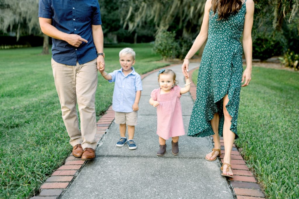 Chaos with a flair of holiday at the Seltzer's Family Portraits ...