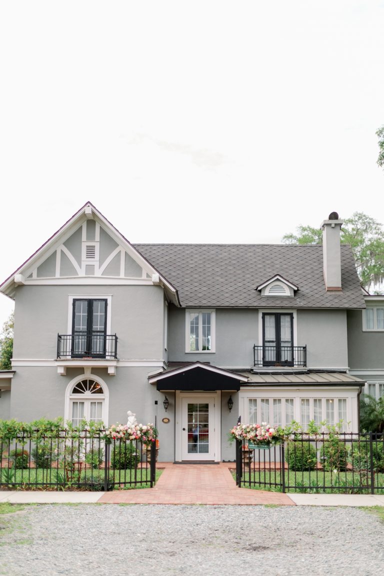 Intimate Destination Wedding and Floral Wonderland at Capen House ...