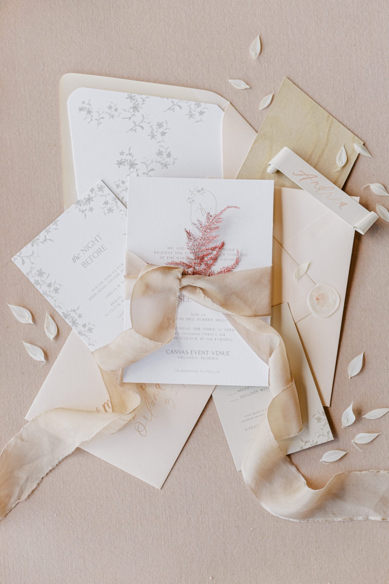 Dreamscape: A Dreamy Wedding Inspiration Shoot - Kristen Weaver Photography