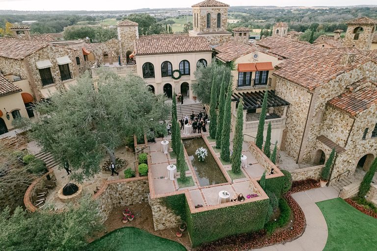 A Timeless Bella Collina Fairytale For These High School Sweethearts ...