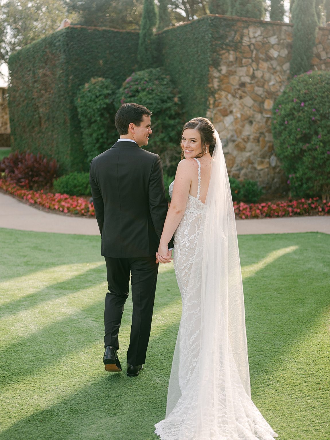Blossoming Love at This Beautiful Bella Collina Wedding - Kristen ...