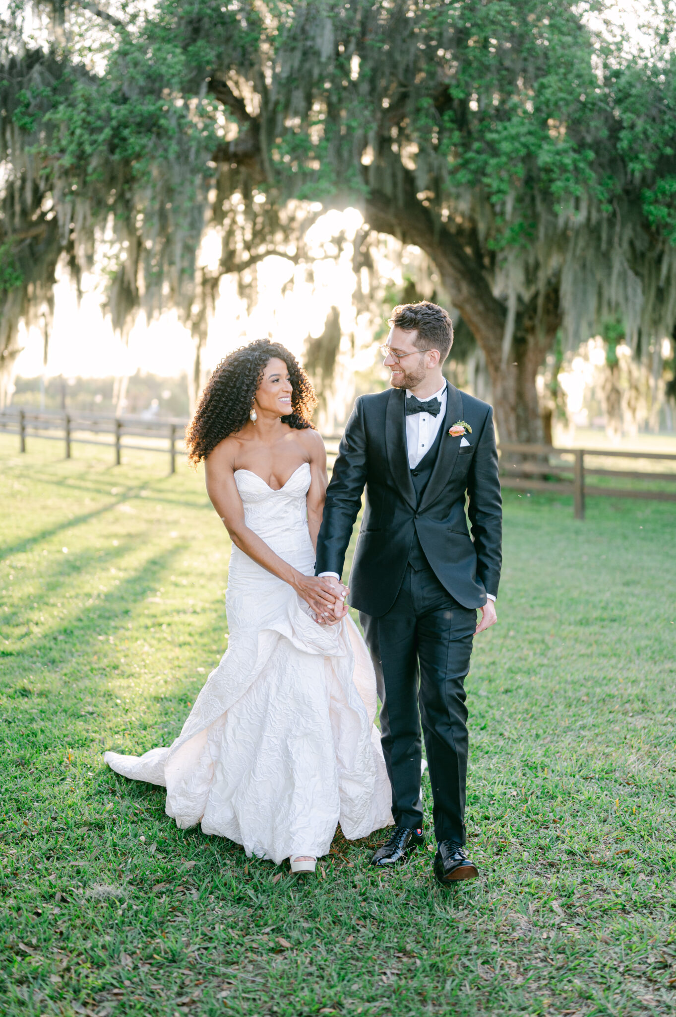 This Bella Cosa Wedding featured on Style Me Pretty - Kristen Weaver ...