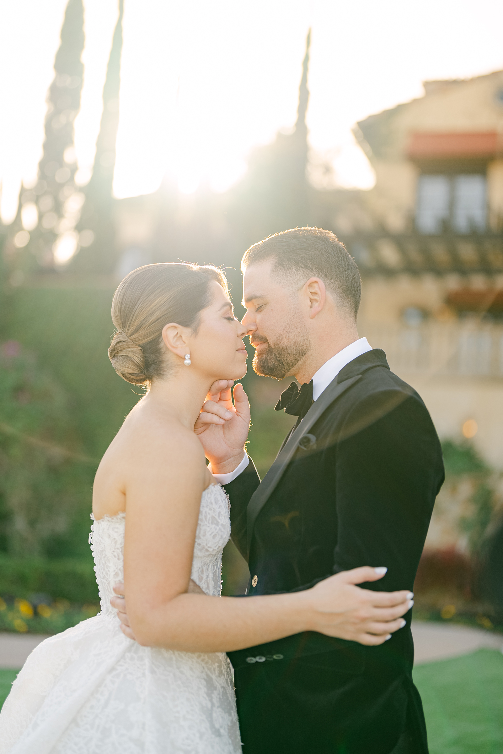 Luxurious Floral Bella Collina Wedding - Kristen Weaver Photography