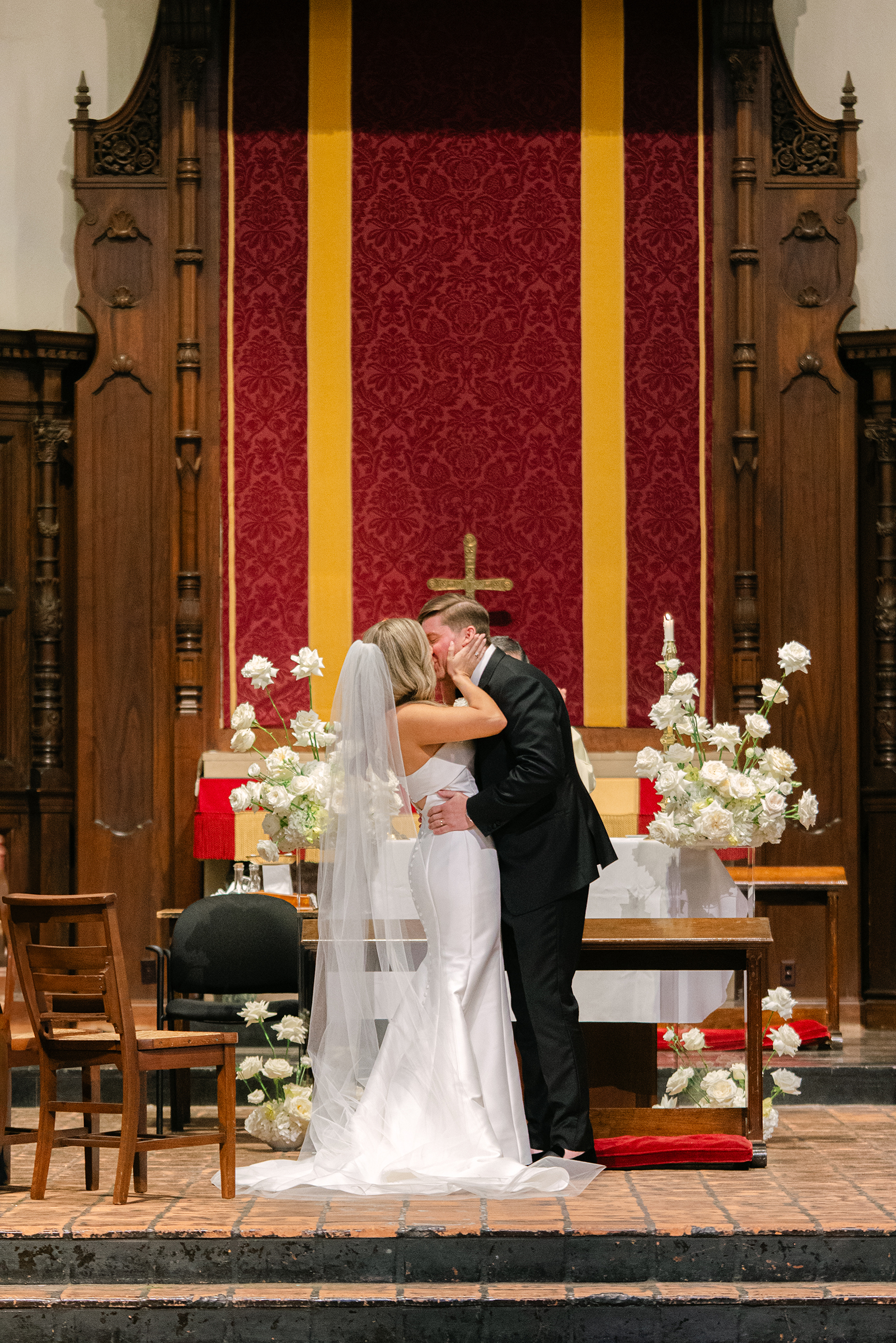 Elegant Wedding at Knowles Chapel with Molly and Joe - Kristen Weaver ...