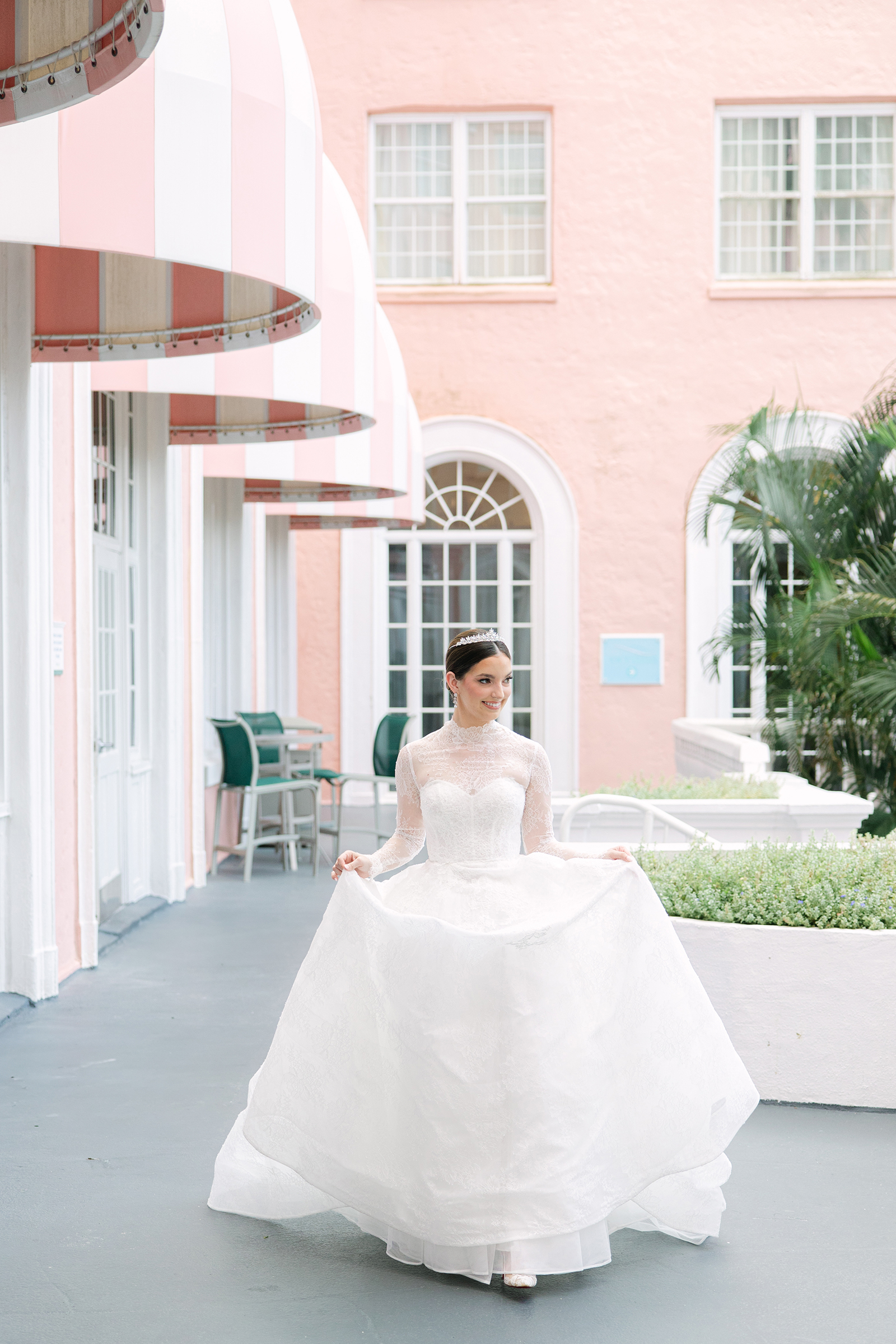 Classic Don Cesar Wedding in St. Pete for Josef and Sarah - Kristen ...
