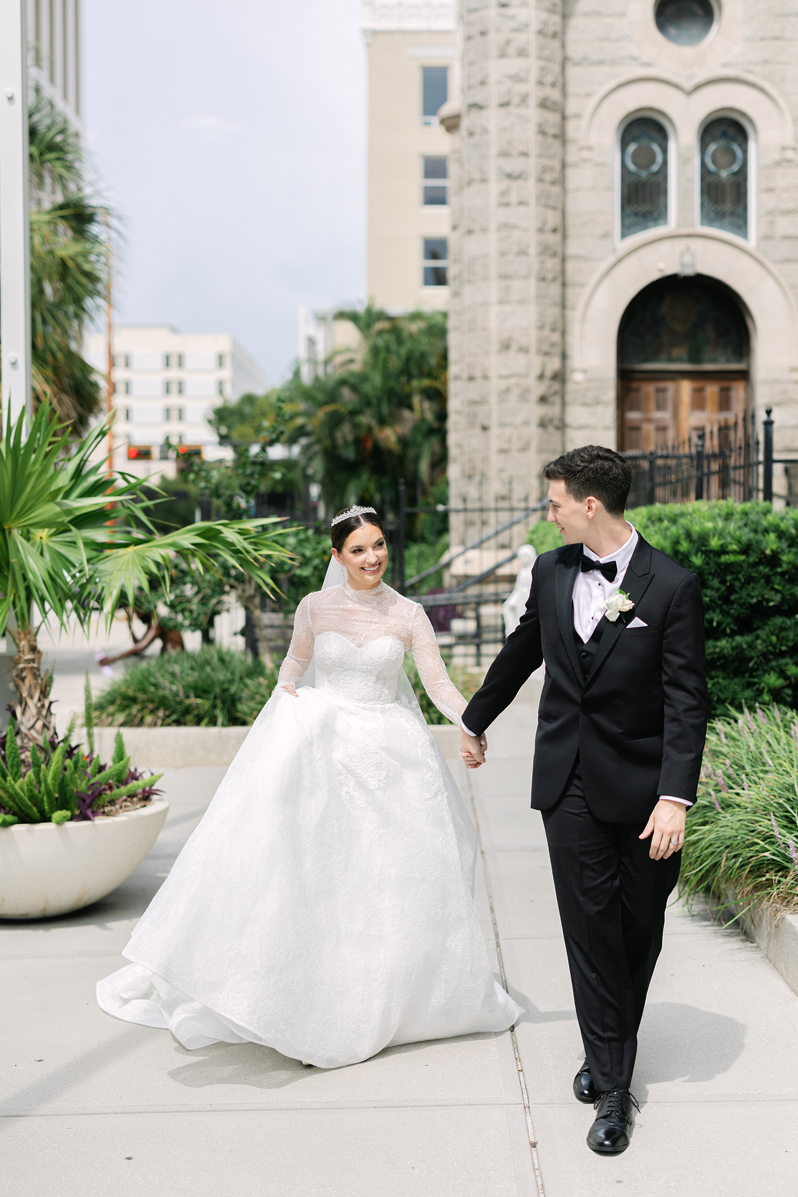 Classic Don Cesar Wedding in St. Pete for Josef and Sarah - Kristen ...