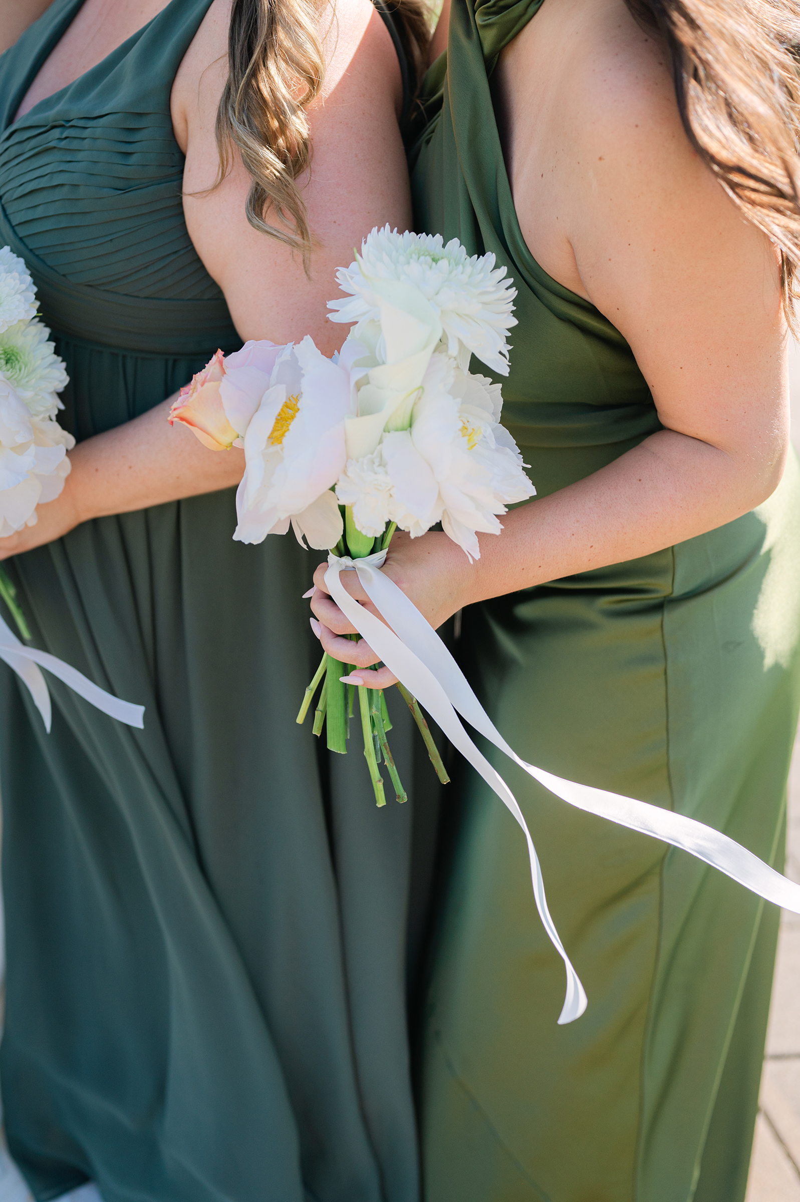 Poynter Institute Wedding with Modern Tropical Details - Kristen Weaver ...