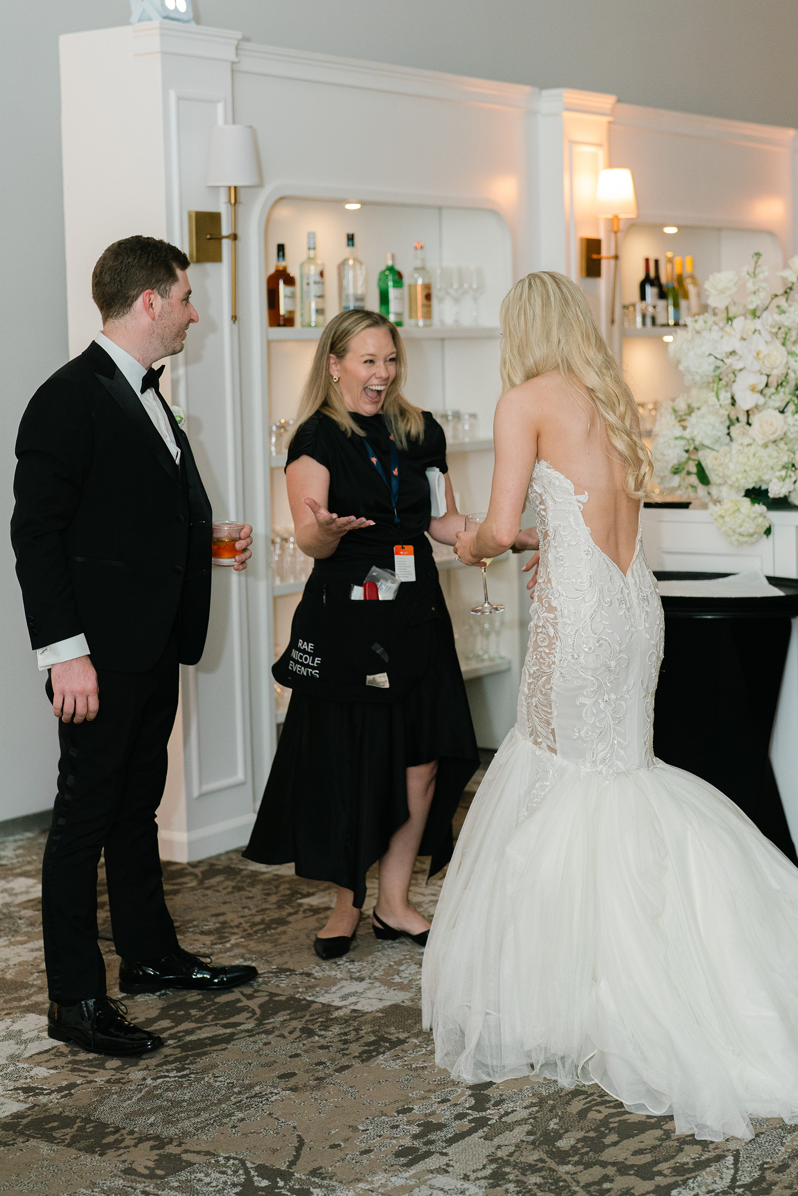 Modern Elegance: A Stylish Dr. Phillips Wedding in Orlando - Kristen ...
