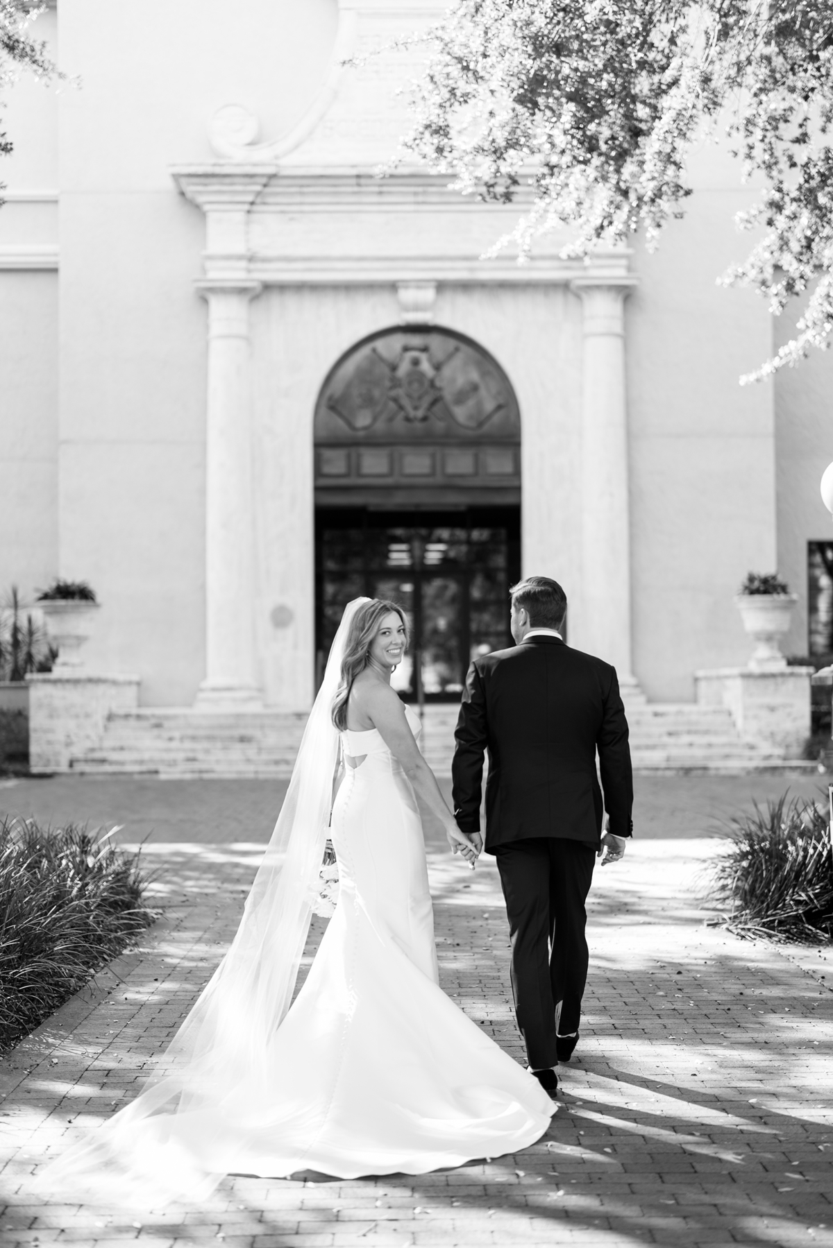 Classic Knowles Chapel Wedding at Rollins College - Kristen Weaver ...