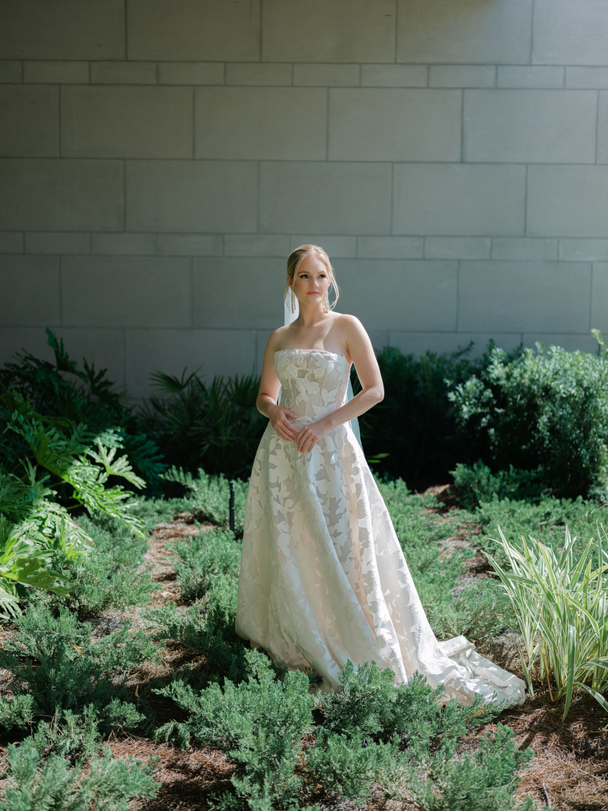 Editorial Bridal Shoot at the New Conrad Hotel, Orlando - Kristen ...